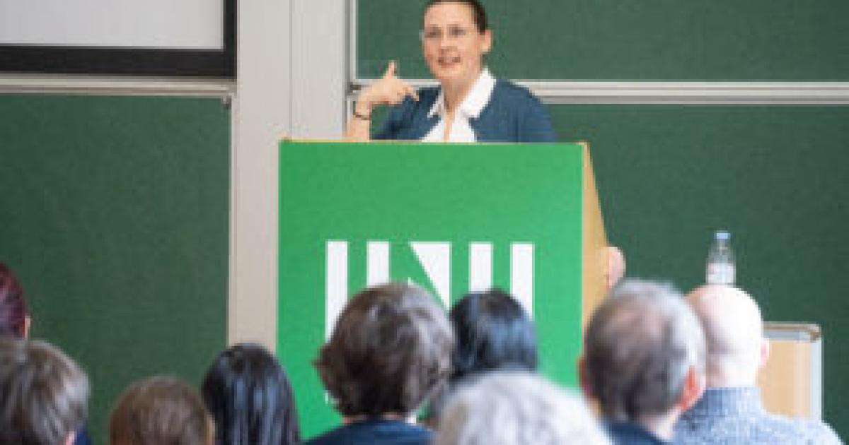 Living proof: A conversation with Sarah Hart | plus.maths.org